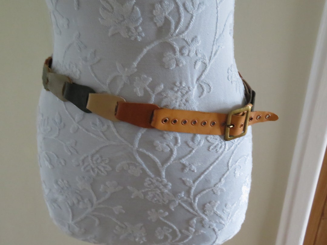Vintage Multicoloured Looped Leather Belt With Brass Buckle - Authentic ...