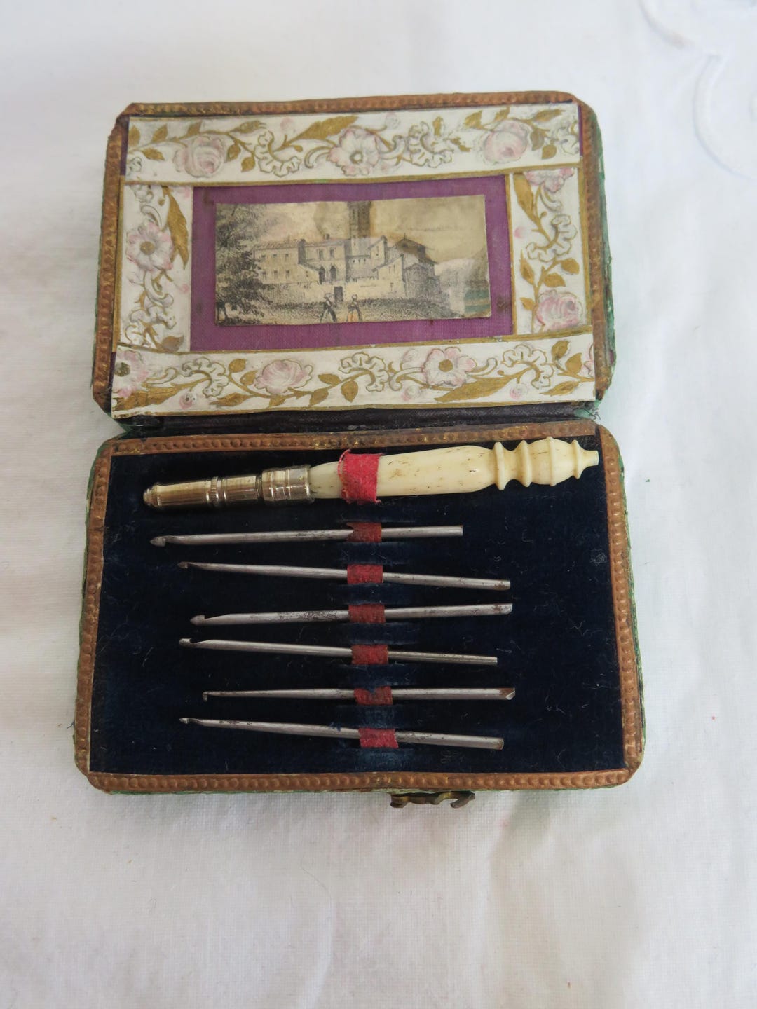 Antique Mini/miniature Crochet Hook Set in Hand Painted Box - Late1700 ...