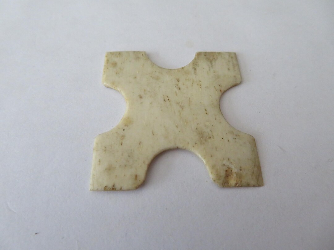 Vintage/antique Bone Scoop Edge Thread Winder - 1900's - Large Size ...