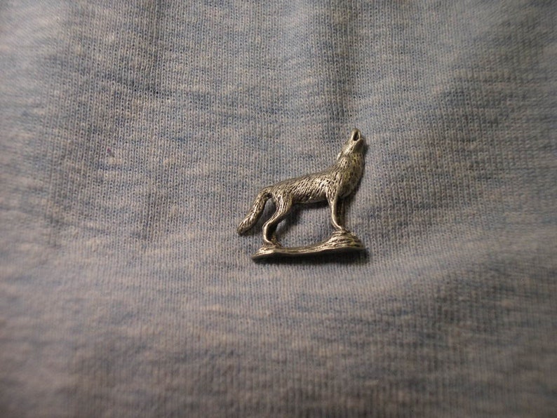 Wolf Pins Unisex Gifts Choose Color Nickel Lead Free - Etsy