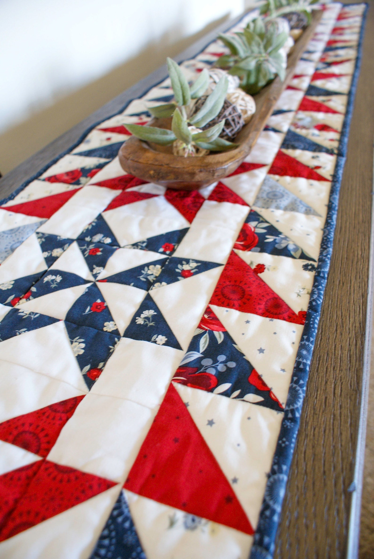 Patriotic Table Runner Pattern Stars Fourth of July PDF - Etsy