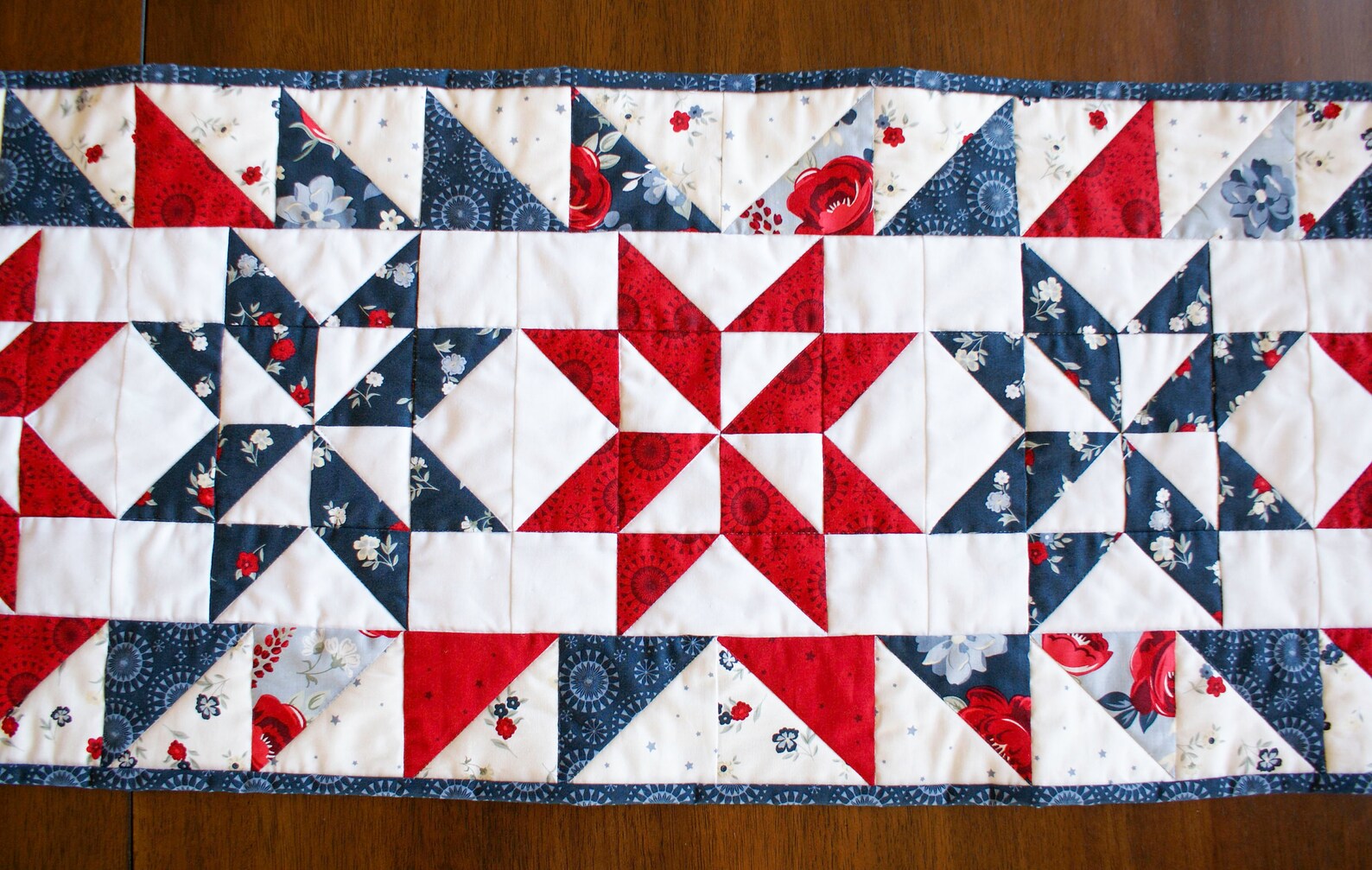 Patriotic Table Runner Pattern Stars Fourth of July PDF - Etsy