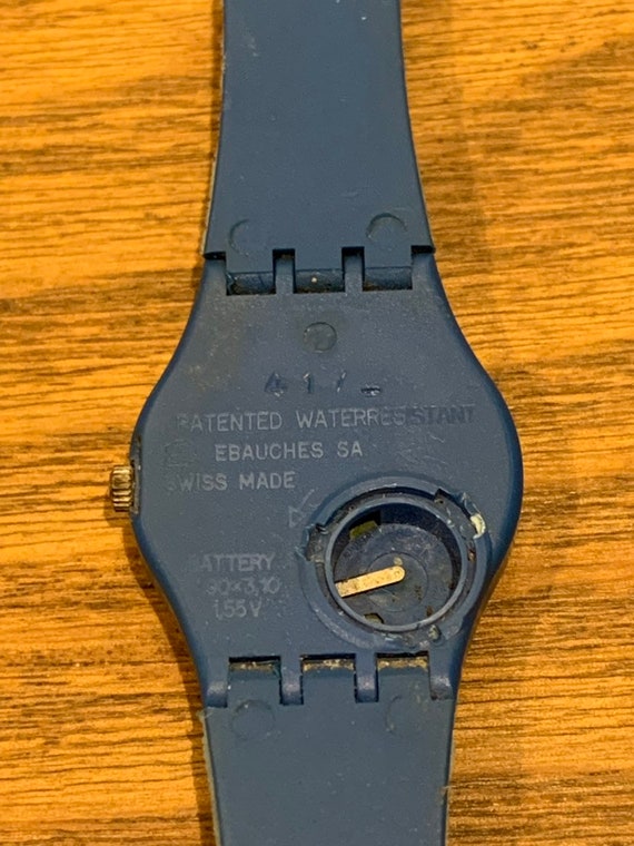 Retro Swatch GS101, 12 Flags Watch; 1984 women’s - Gem