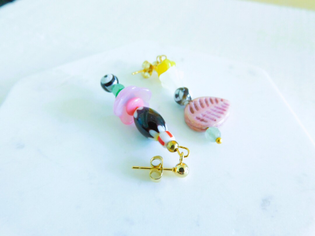 Colorful Fun Mismatched Dangle Earrings Whimsical Flower Dangles Gold ...