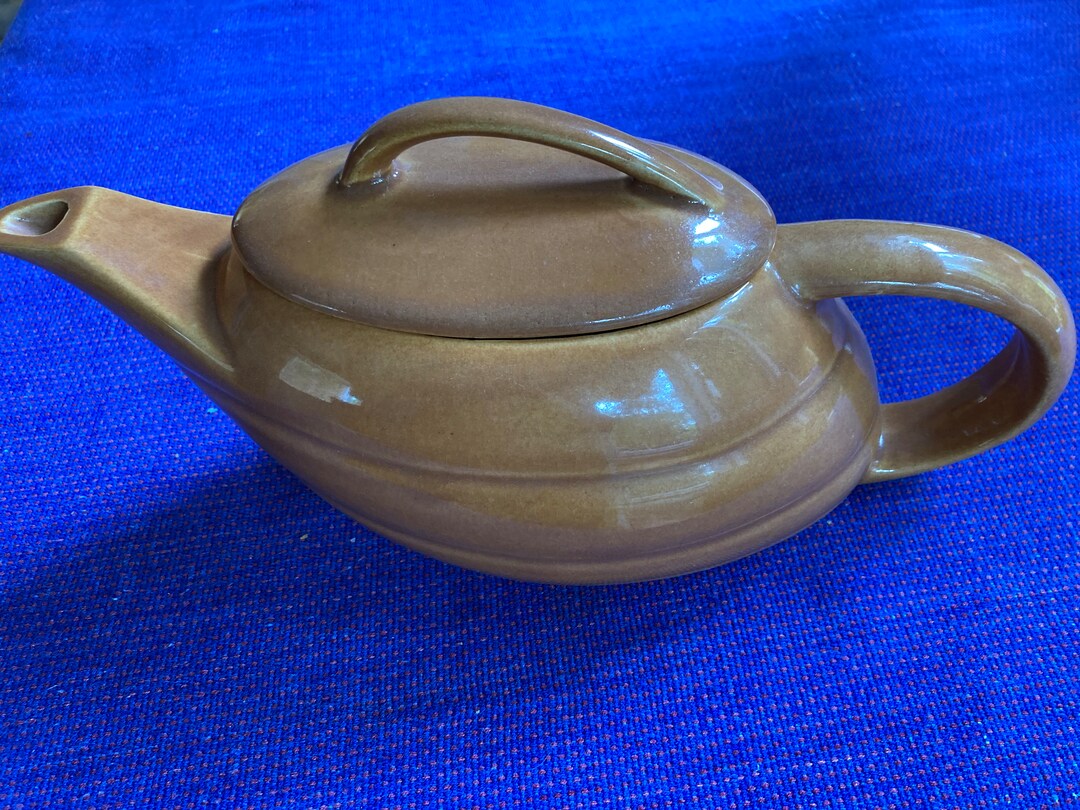 Vintage Bauer Tea Pot - Etsy