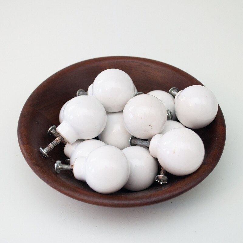 White Knobs - Etsy