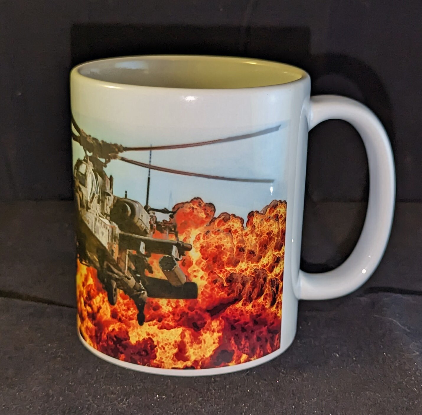 US Army AH-64 Apache Attack Helicopter Illustrated Black Glossy Mug ...