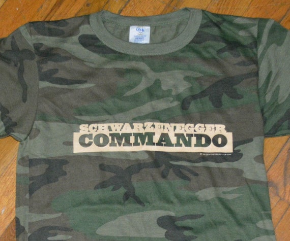 1985 COMMANDO Arnold Schwarzenegger vintage movie t-s… - Gem