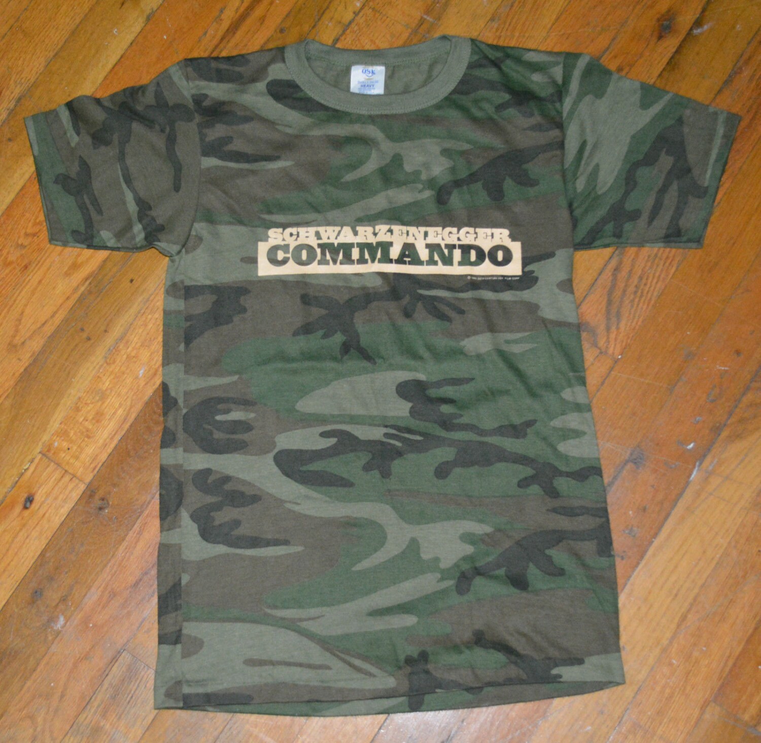 1985 COMMANDO Arnold Schwarzenegger Vintage Movie T-shirt Camo ...