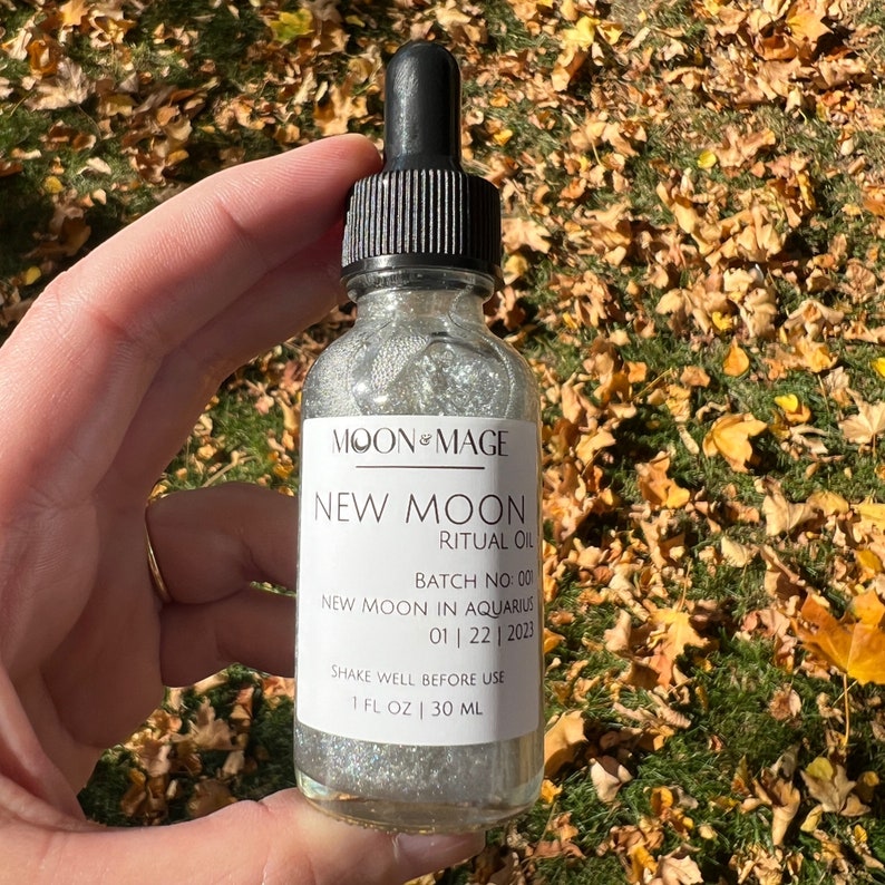 Anointing Oil Spell Oil New Moon Oil Magic Oil Witch Oil - Etsy