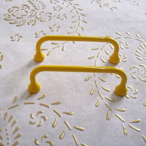 Italy Brass Handles in High Quality. Polished Yellow Handles. Iron ...