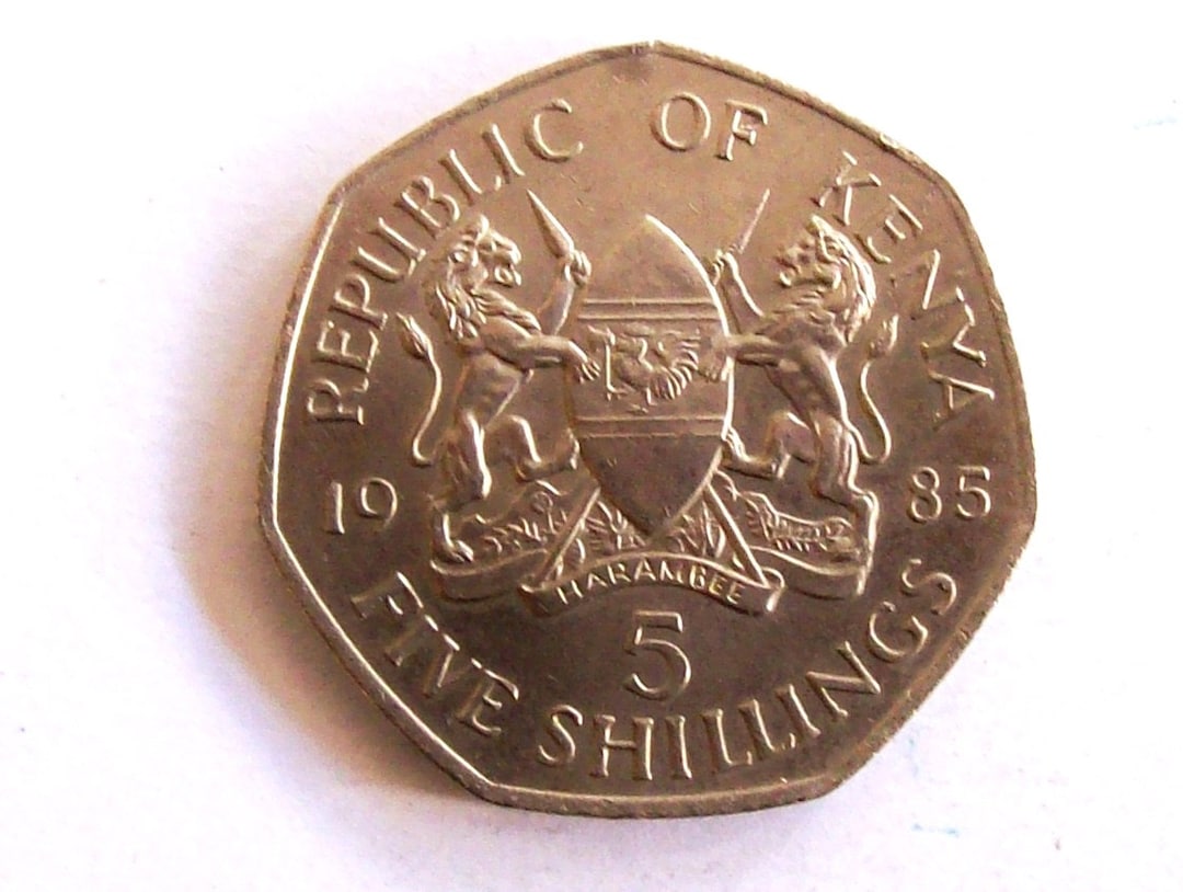Vintage Kenya 1985. 5 Shillings Coin. Republic of Kenya. President ...