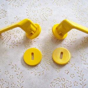 Vintage Italy Yellow Handle of Very High Quality. Yellow Handles ...