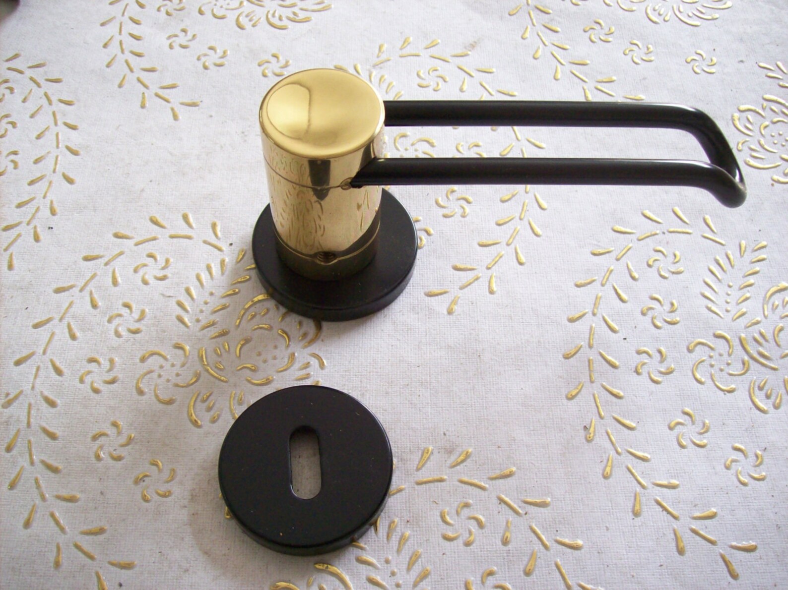 Vintage Italy Handle in Polished Brass Gold and Black High Quality ...