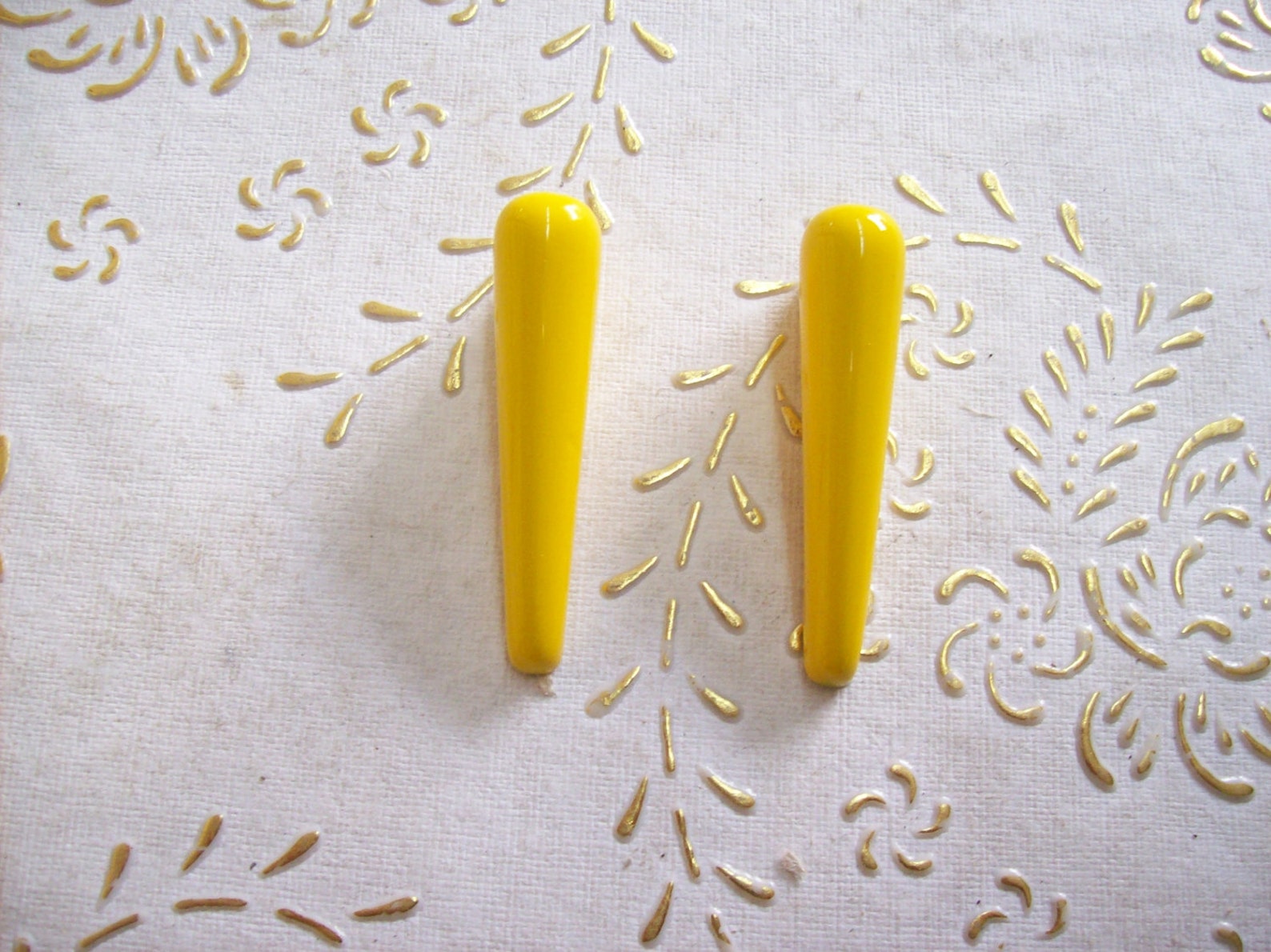 Italy Brass Handles in High Quality. Polished Yellow Handles. Iron ...
