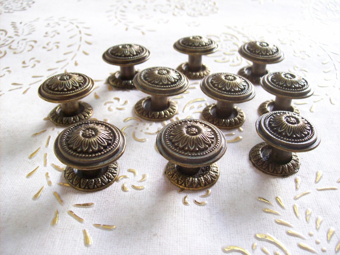 Italy Knobs in High Quality Color Bronze. Knob Alloy of Zinc. | Etsy