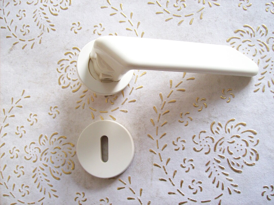 Vintage Italy White Handle of Very High Quality. White Handles. Italian ...