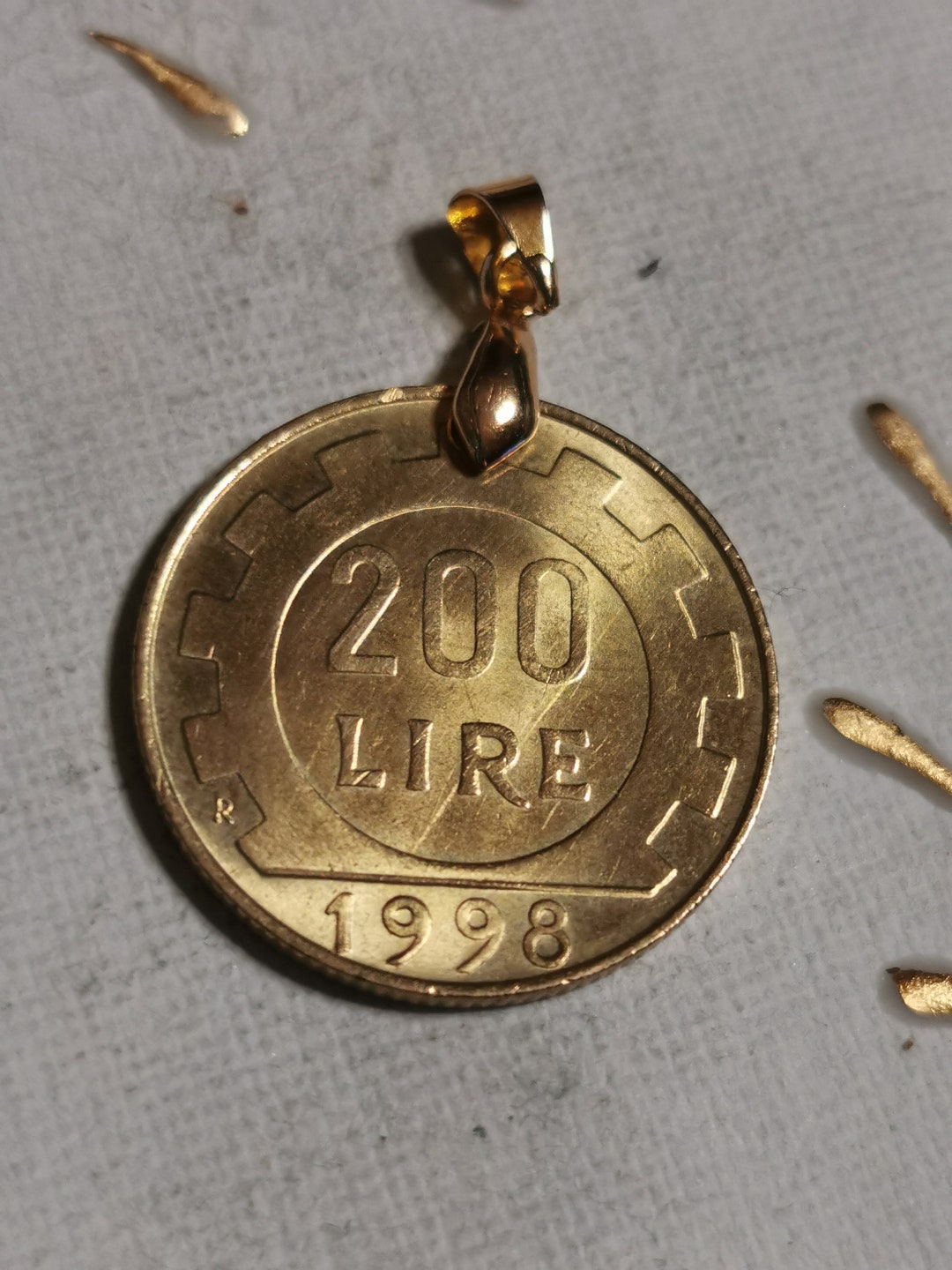 Vintage Italy 1998 Lire 200 Coin Pendant.repubblica Italiana.head Woman ...