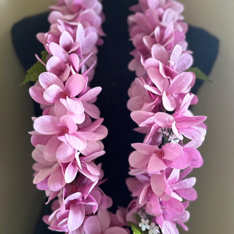 Hawaiian Flower Necklaces - Etsy