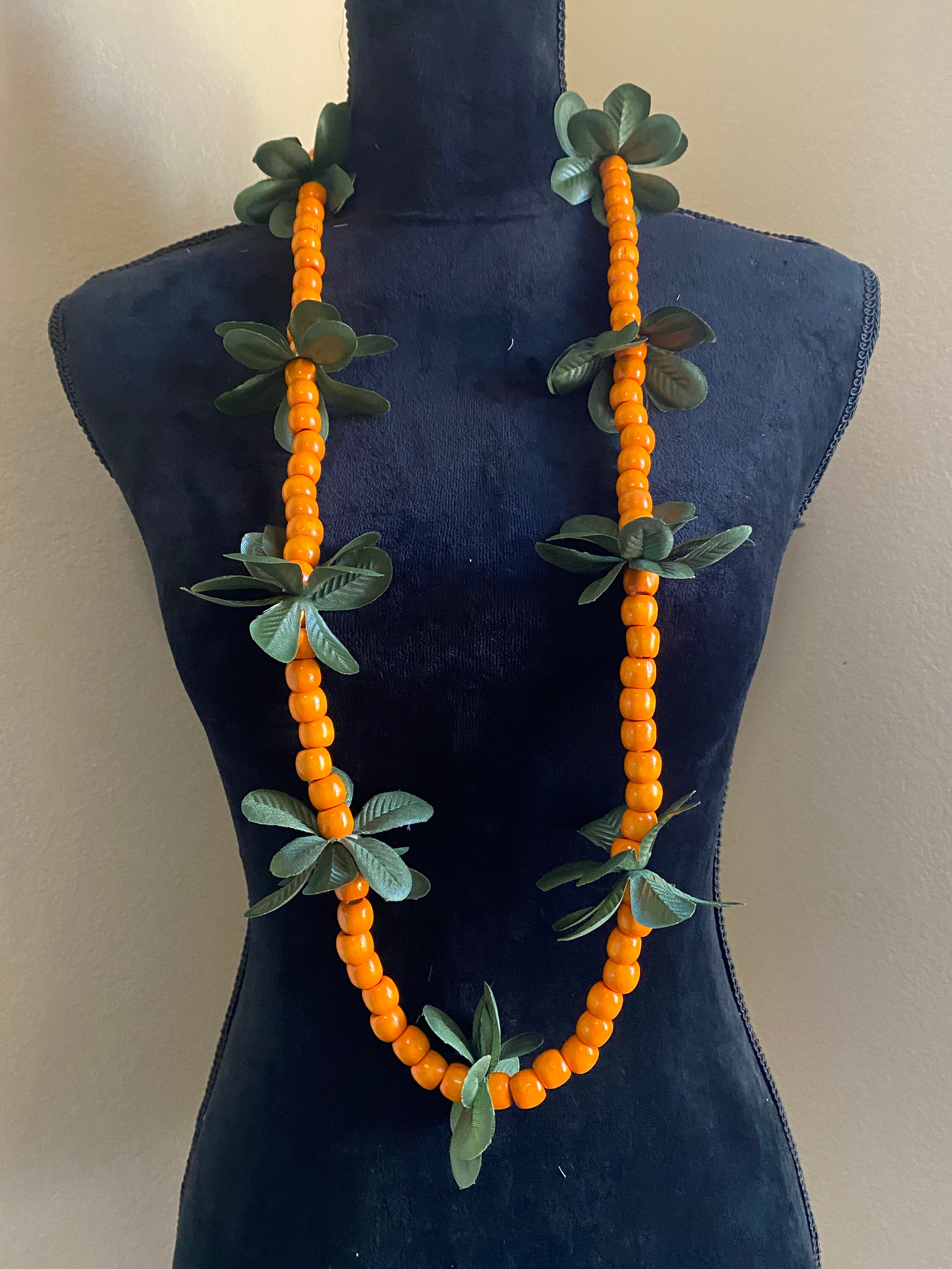 Wood Bead Leaf Lei - Etsy