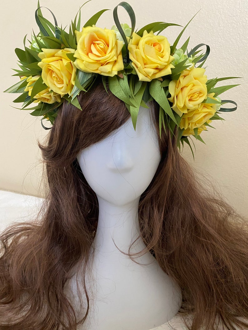 Yellow velvet rose haku lei poo | Etsy
