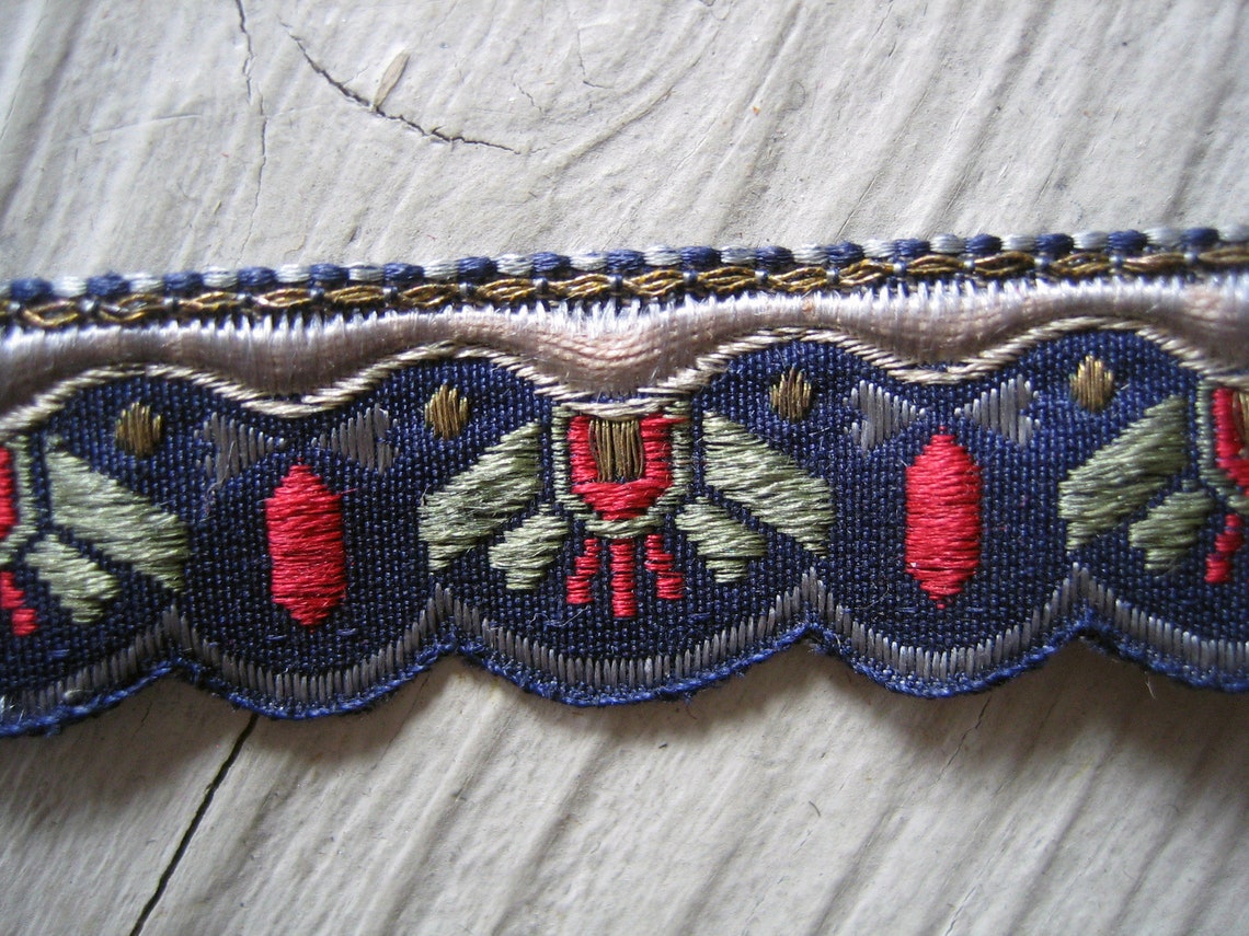 18 Inches Antique Early 1900s Embroidered Trim With Gold Metallic ...