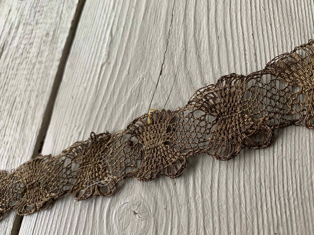 20 Inch Length Antique Victorian French Metallic Lace ref: A-6250/1 Box ...
