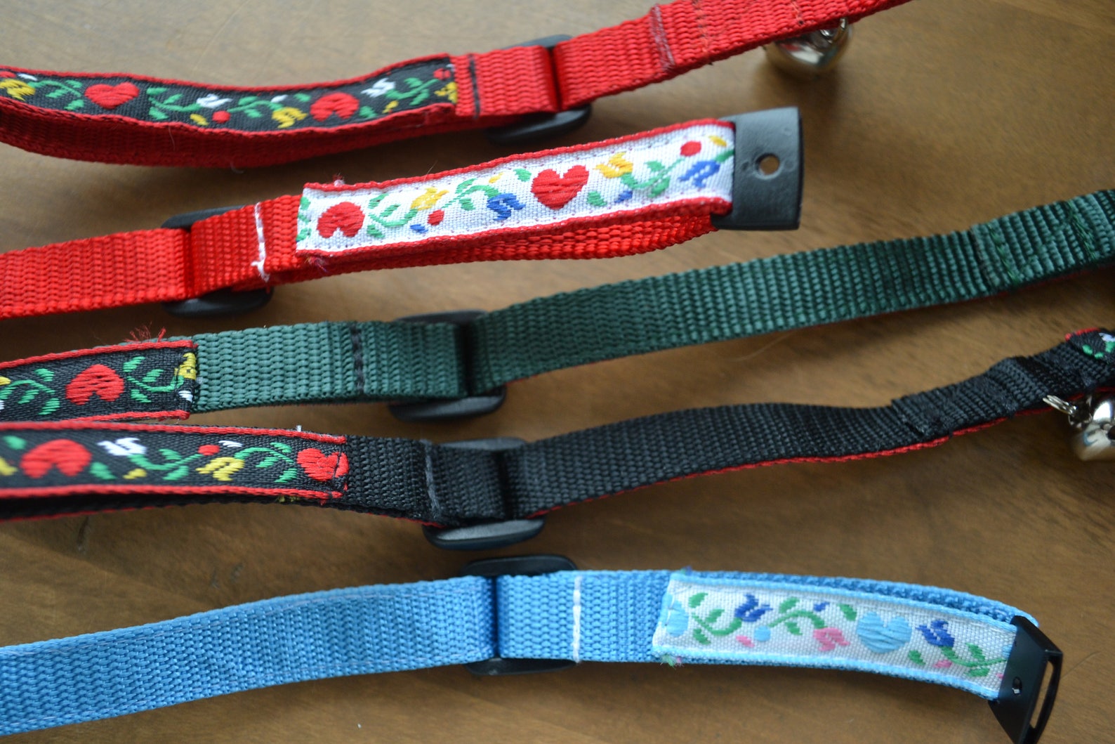 Cat Collars Ribbon Trim is Hearts in Red and Blue on White or - Etsy
