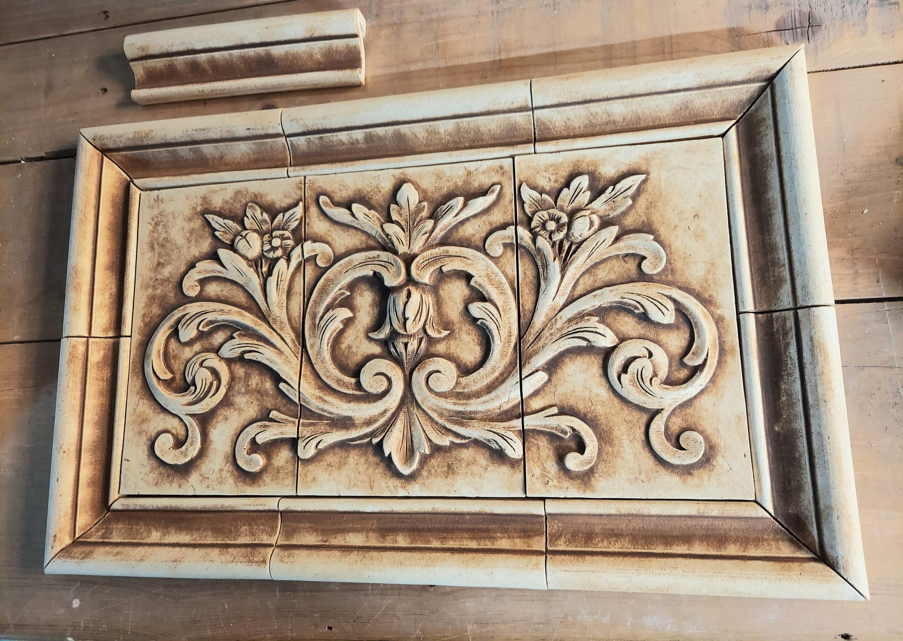 Ceramic Tile Medallion for Your Kitchen Backsplash. Floral and Plain ...