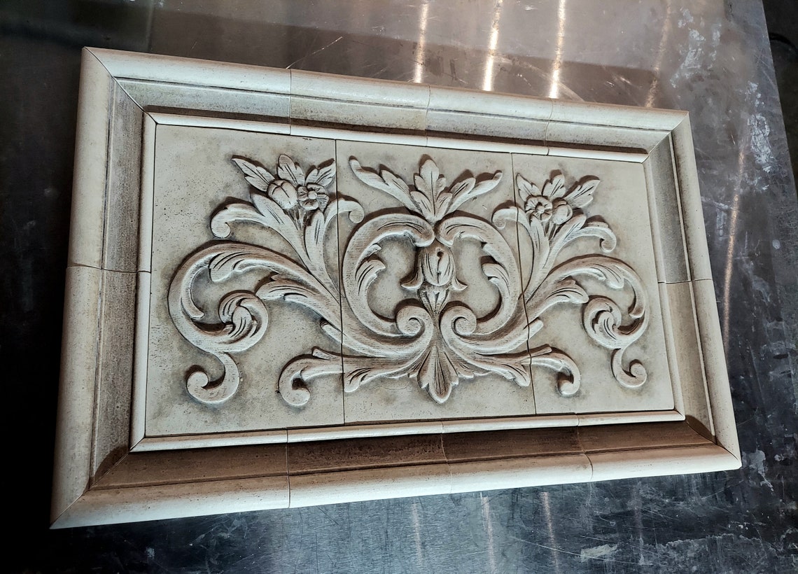 Ceramic Tile Medallion for Your Kitchen Backsplash. Floral and Plain ...