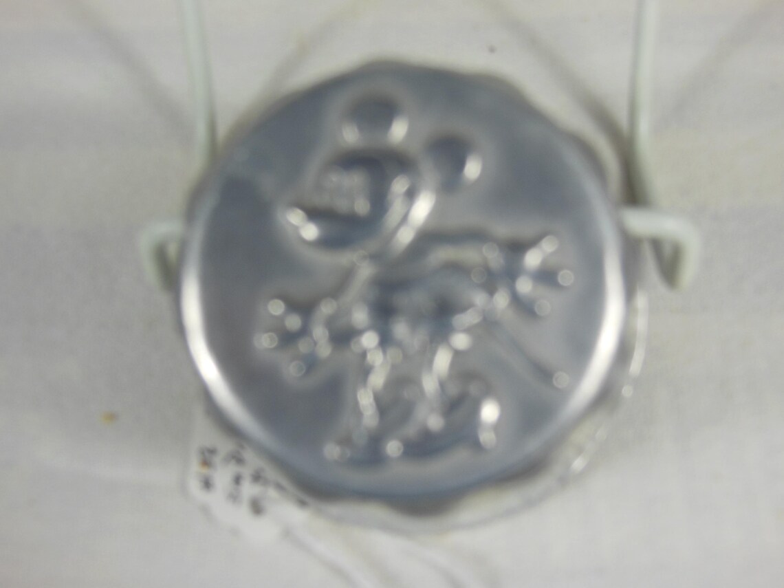 Vintage-walt Disney Prod-minnie Mouse-small Aluminum Jelly or Jello ...