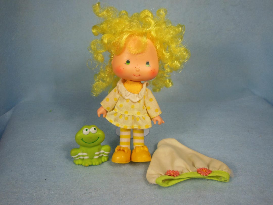 Vintage Strawberry Shortcake Doll--lemon Meringue and Frappe Frog ...