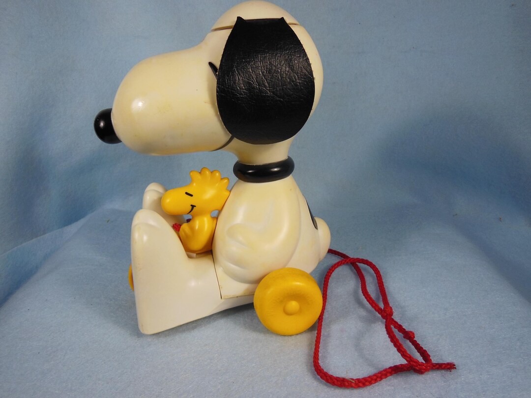 Vintage-snoopy-pull Toy With Spinning Ears-hasbro - Etsy