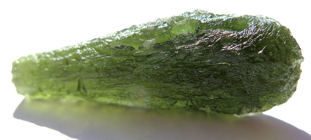 11.1 Gram perfect tear drop Moldavite. A perfect natural drop, the real ...