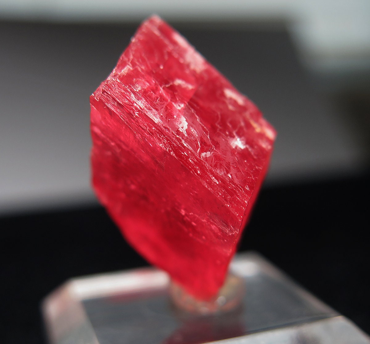Offering my 24.6 gram Extremely Rich color Rhodochrosite Rhombus from ...