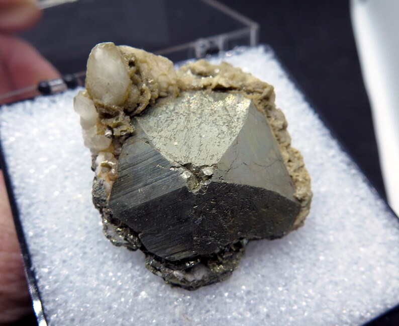 Slightly Iridescent Pyrite Crystal With Rhodochrosite. | Etsy