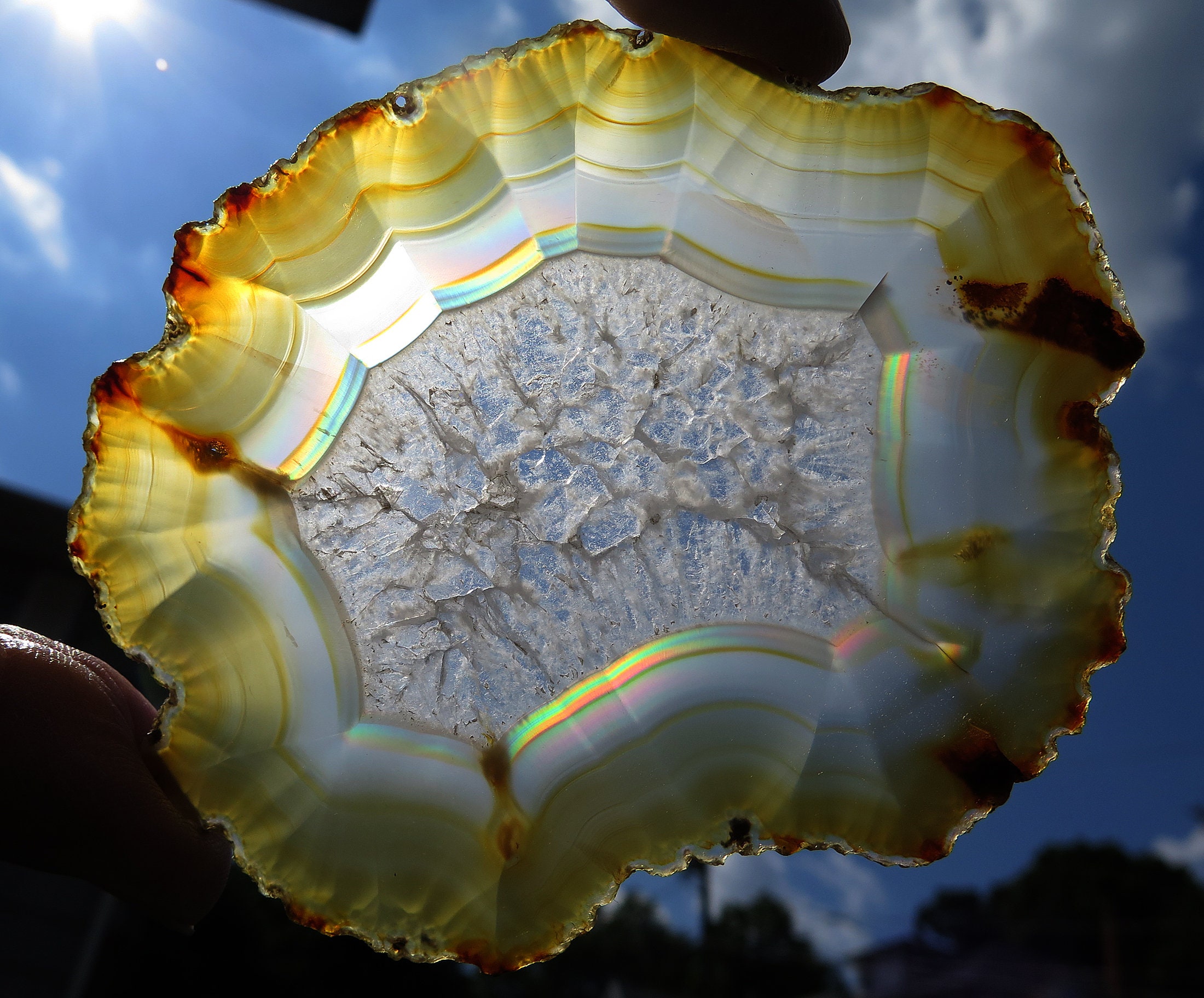 A complete round of Iris Rainbow Agate. A finely-banded agate that ...