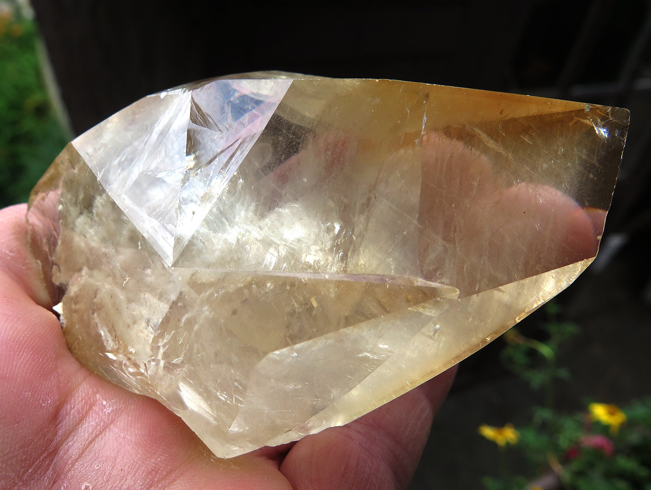 Highly lustrous translucent complete Calcite crystal from the Gem ...