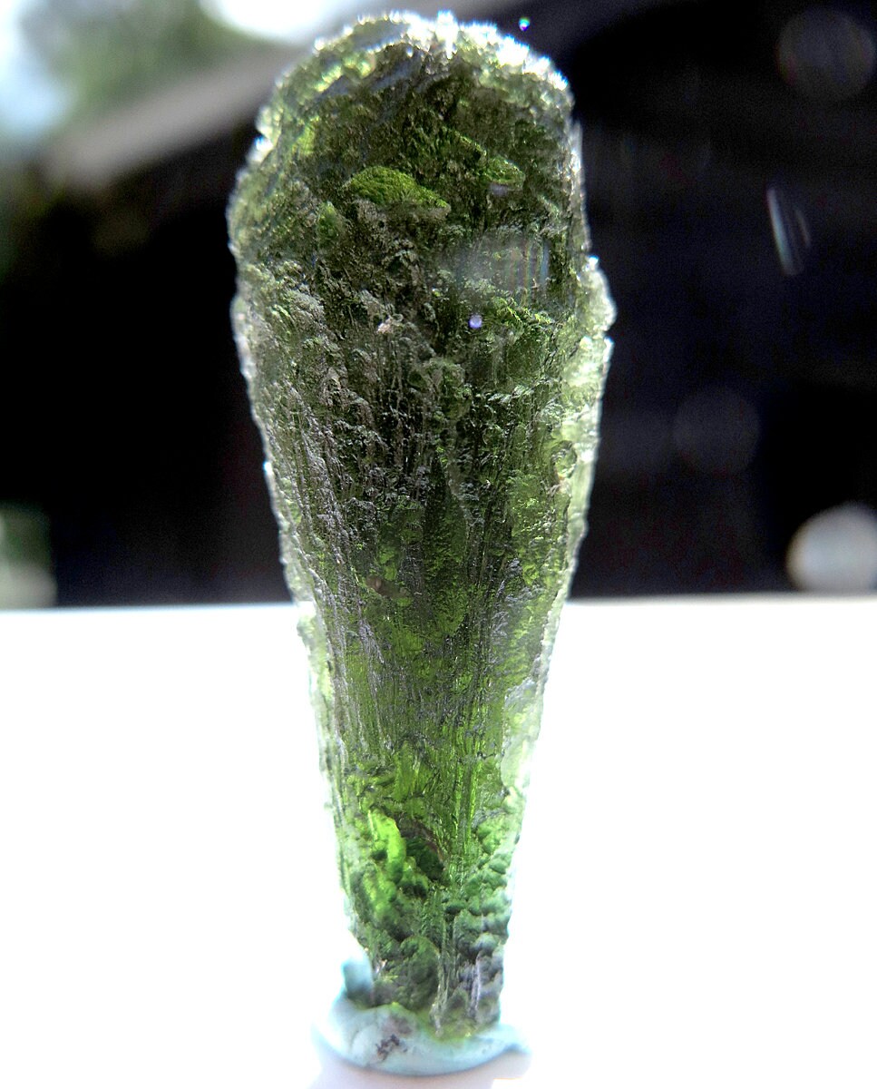 11.1 Gram perfect tear drop Moldavite. A perfect natural drop, the real ...