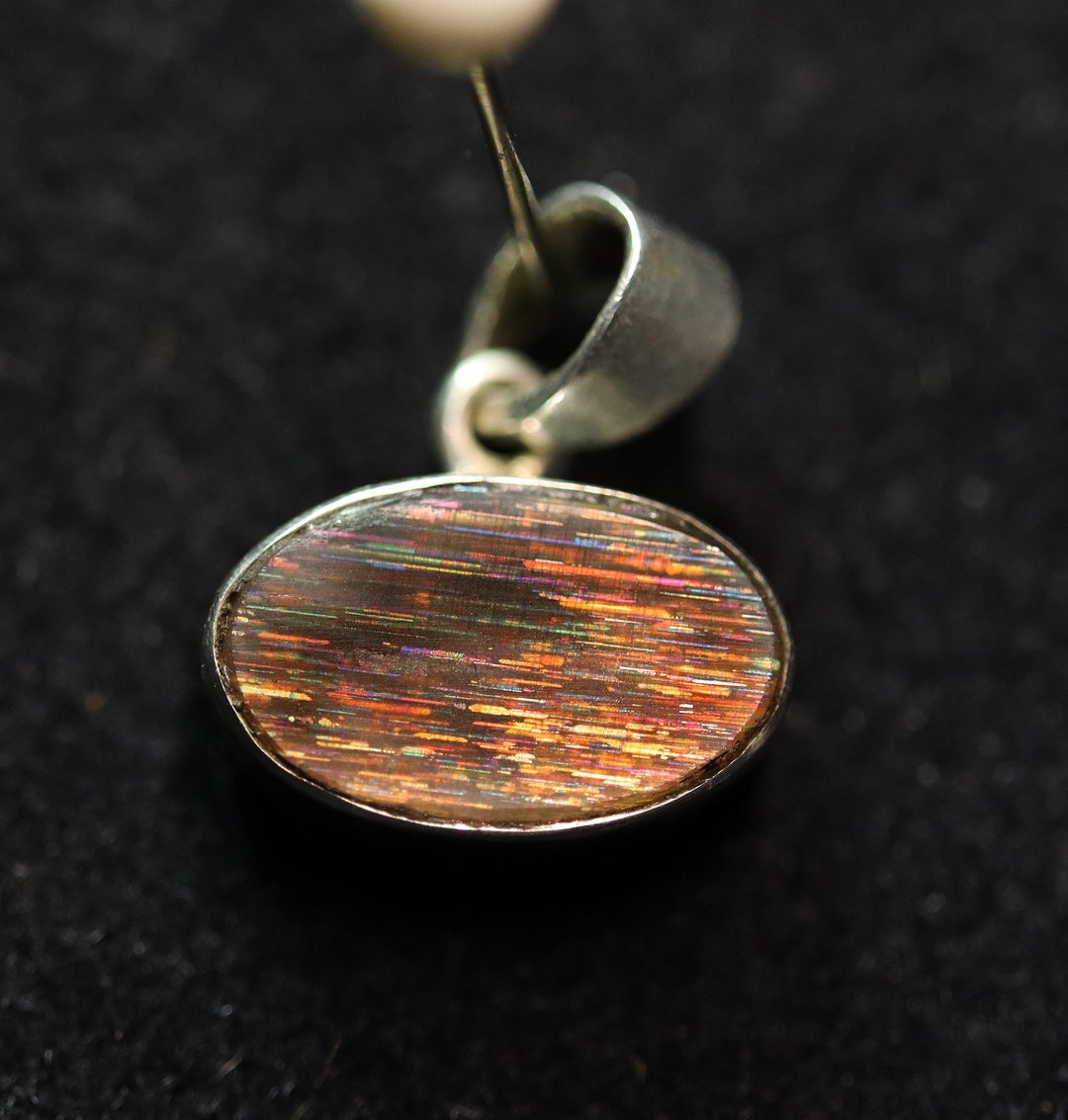 Rainbow meteor Shower Sunstone Pendant. 8.3 Carats. Excellent Flash ...