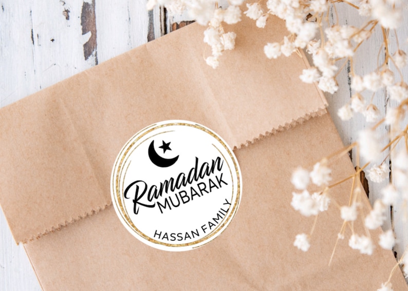 Ramadan Mubarak Custom White Stickers - Gold Round Circle Party Favor ...