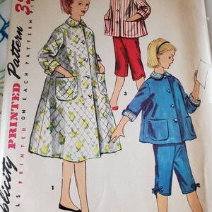 Simplicity 1441 Sewing Pattern Size 10 1960s Pajamas and Houserobe in ...