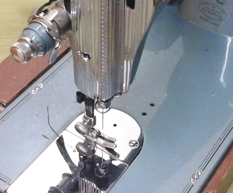 Restored Wizard Precision 040 Vintage Sewing Machine, by Stagecoach ...