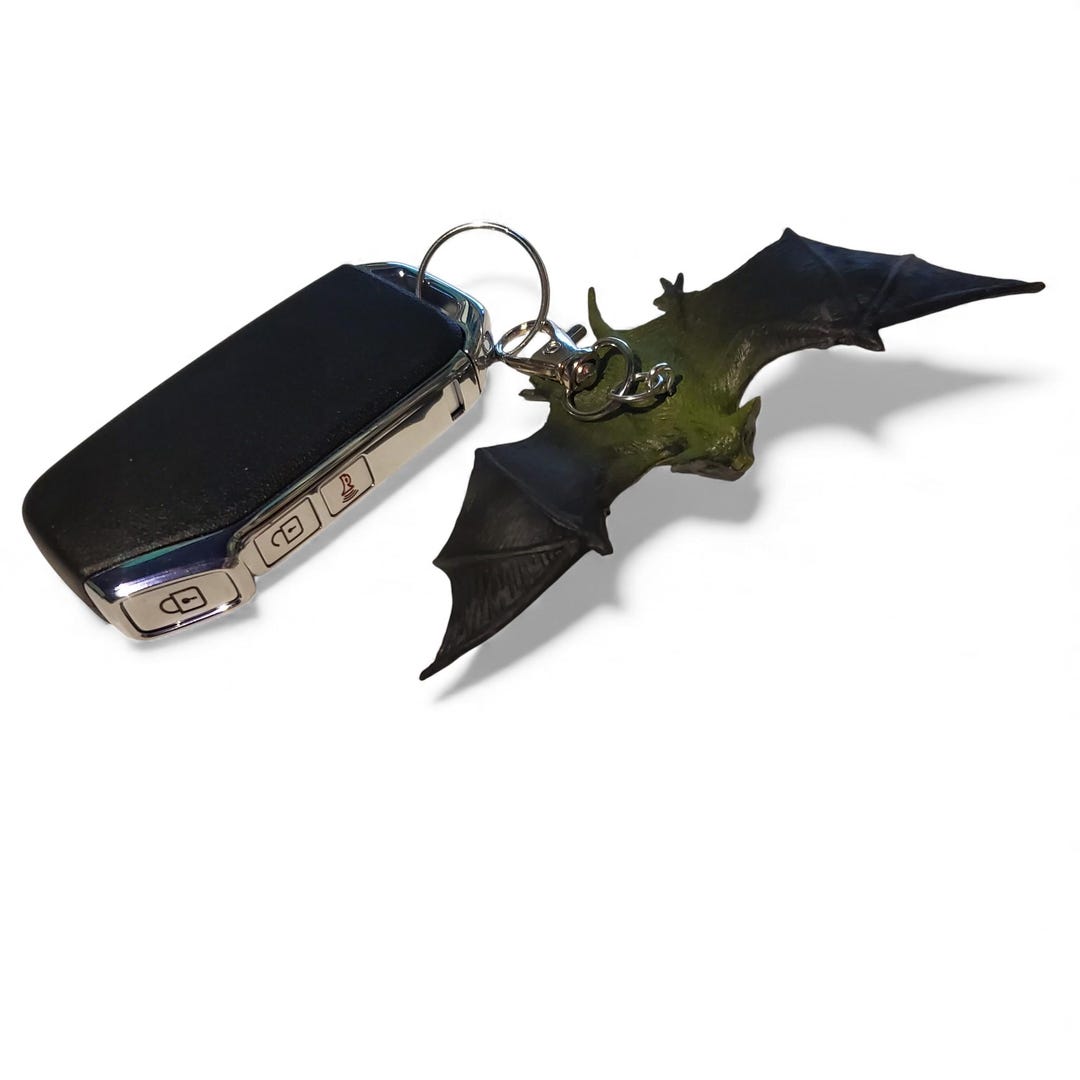 Black Bat Keychain Bag Charm - Realistic Animal Keychain - Fun, Unique ...