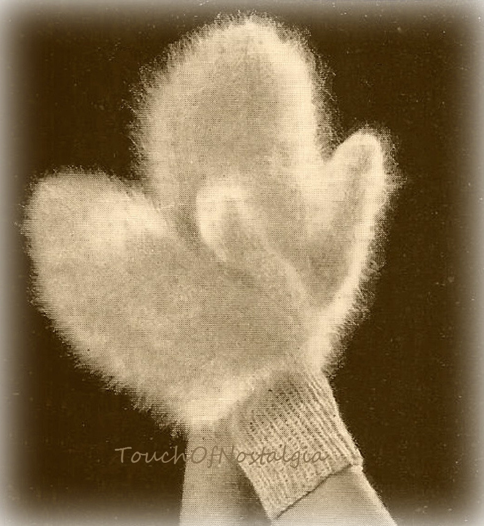 ANGORA MITTS/GLOVES Vintage Knitting Pattern - Fine Gauge Angora ...