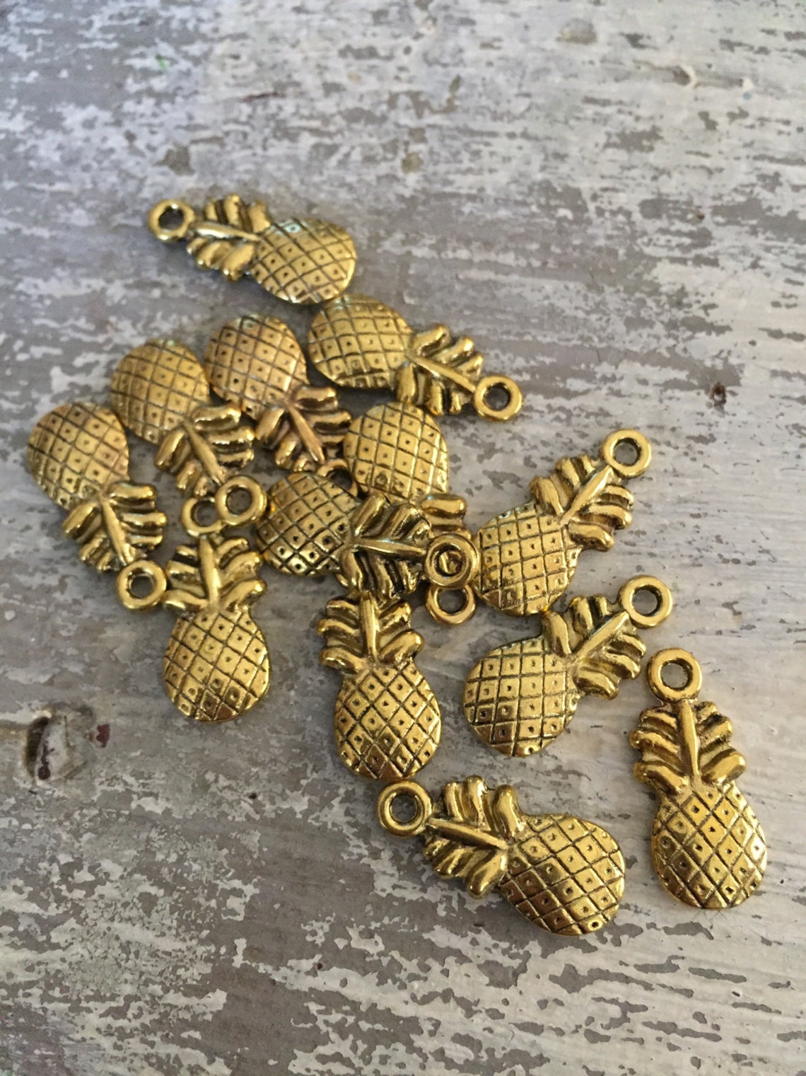 100 Pineapple Charms Beads Beading Supplies Pineapple Pendants - Etsy