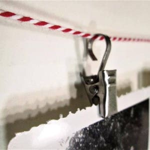 Ten Hanging Clips for Photos, Artwork or Paper / Magazine Clips / Pinch ...