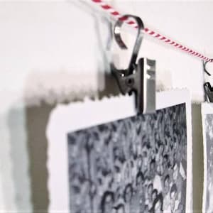 Ten Hanging Clips for Photos, Artwork or Paper / Magazine Clips / Pinch ...