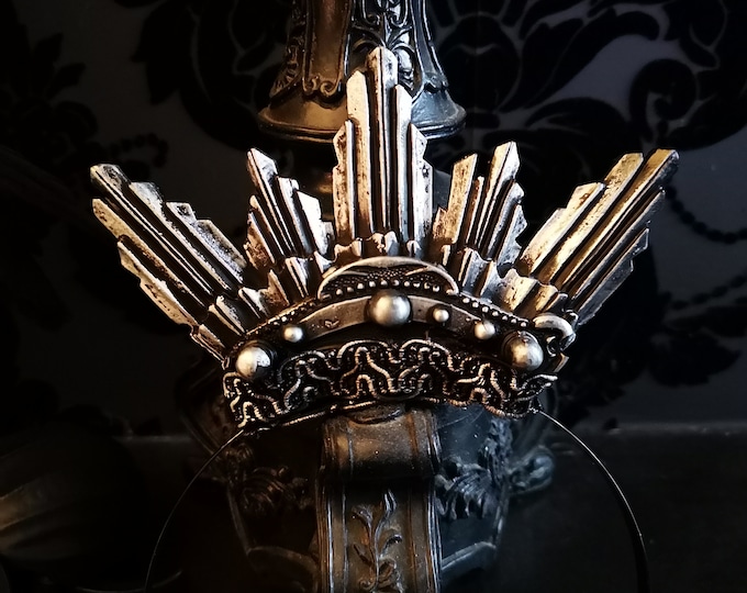 Crowns - Hysteria Machine