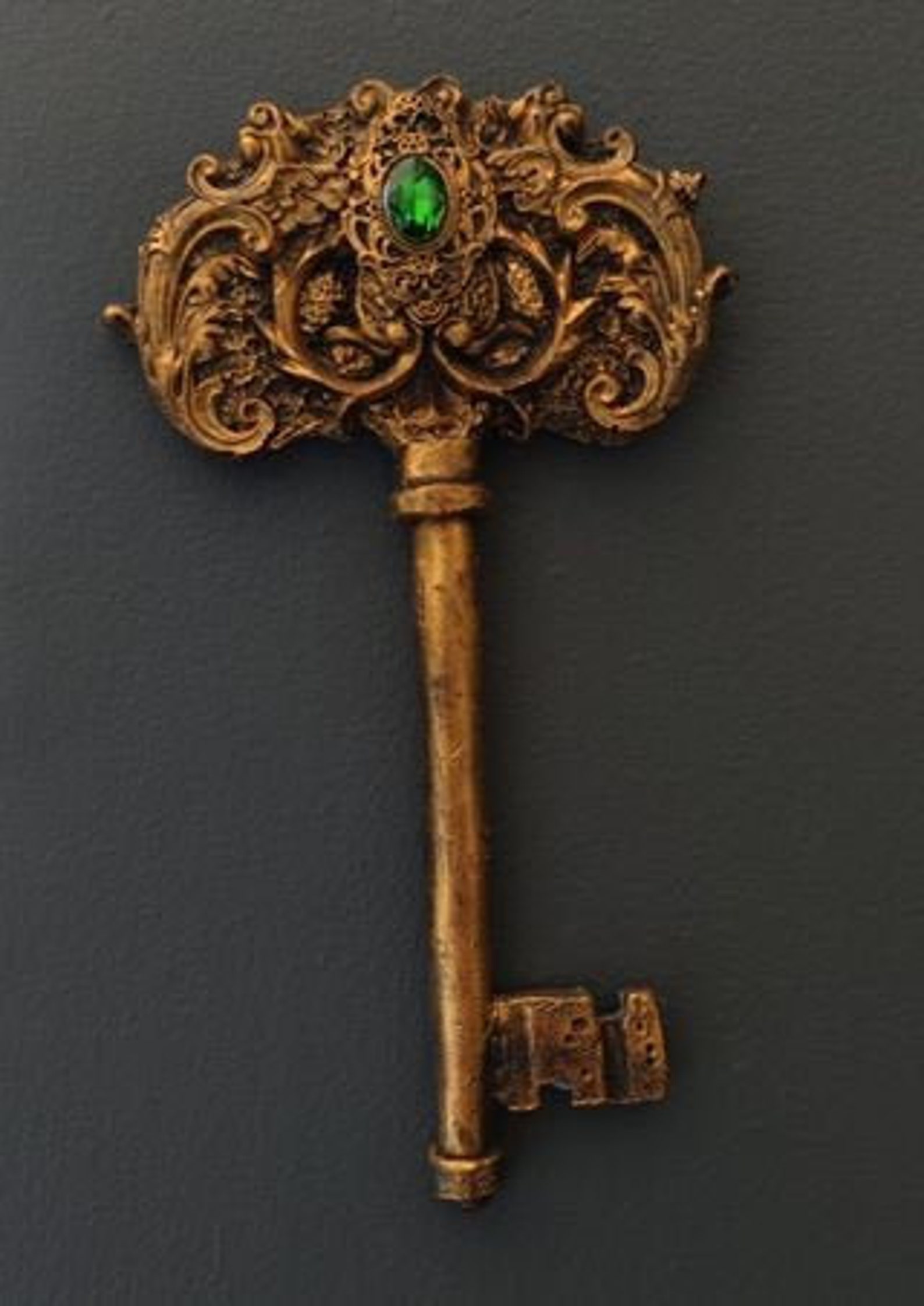 Ancient Chambers - Ornamental Key Gift Set - Etsy